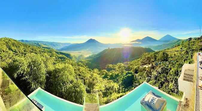 The Bali Bible | Paperhills Cafe, Kintamani