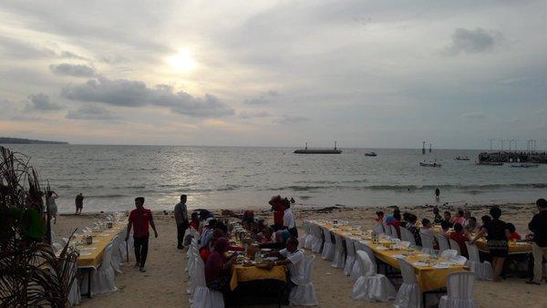 The Bali Bible | New Furama Cafe Jimbaran Bali