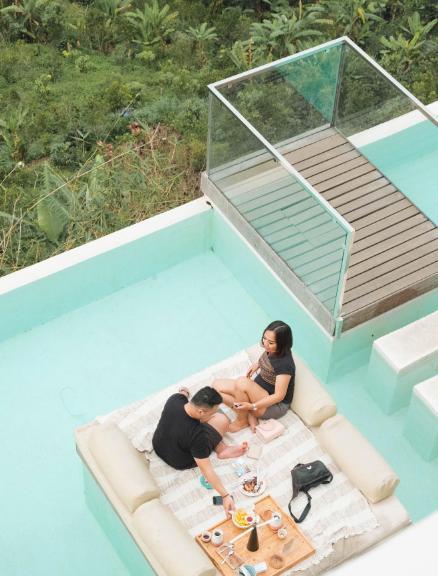 The Bali Bible | Paperhills Cafe, Kintamani